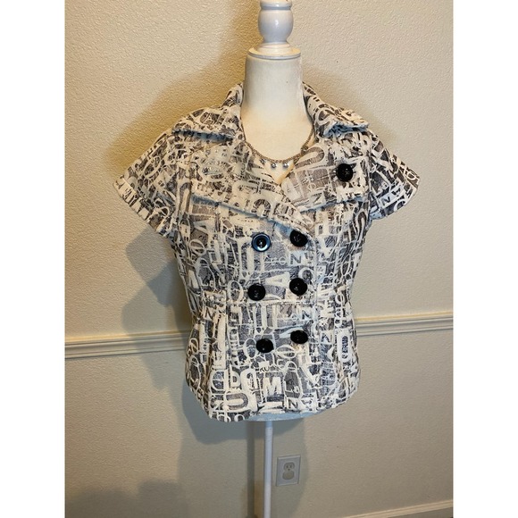 Outerwear by Lisa | Jackets & Coats | Vintage Outerwear By Lisa Size S ...